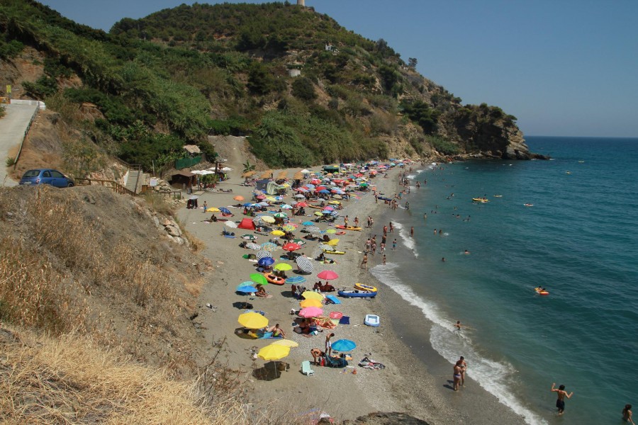 Playas de Maro, belleza salvaje en la Costa del Sol | My Guia de Viajes